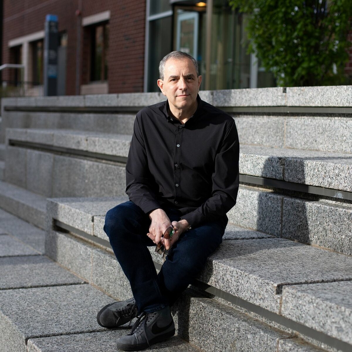 The Economist Who Figured Out What Makes Workers Tick - Blueprint Labs